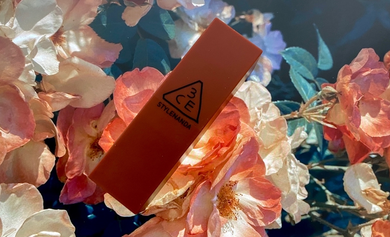 무드레시피 매트 립컬러 [#221 MELLOW FLOWER], 쓰리컨셉아이즈(3CE) - 언니의파우치