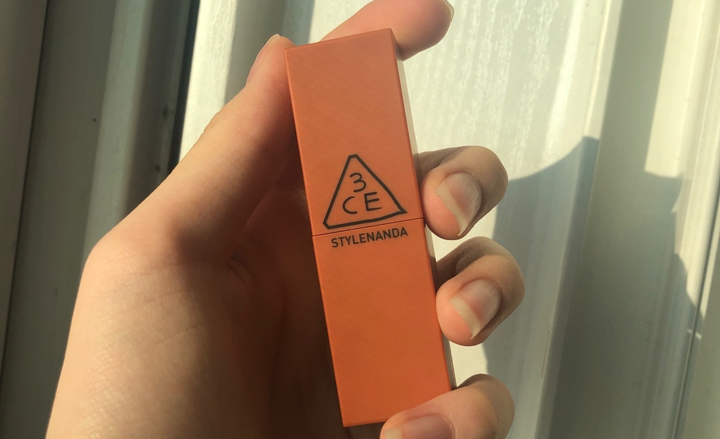 무드레시피 매트 립컬러 [#220 HIT ME UP], 3CE - 언니의파우치